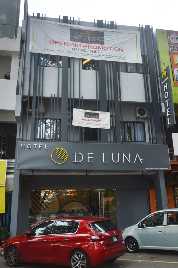 Home - De Luna Hotel